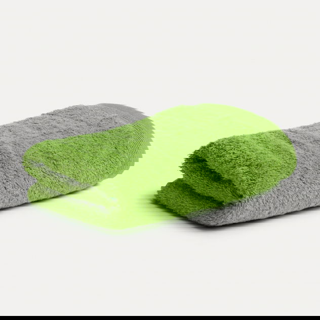 Buy Towels and Terry Towels - Made in Germany | Moeve